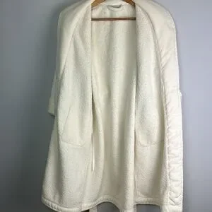 Pottery Barn | Intimates & Sleepwear | Pottery Barn Sm Plush Bathrobe ...
